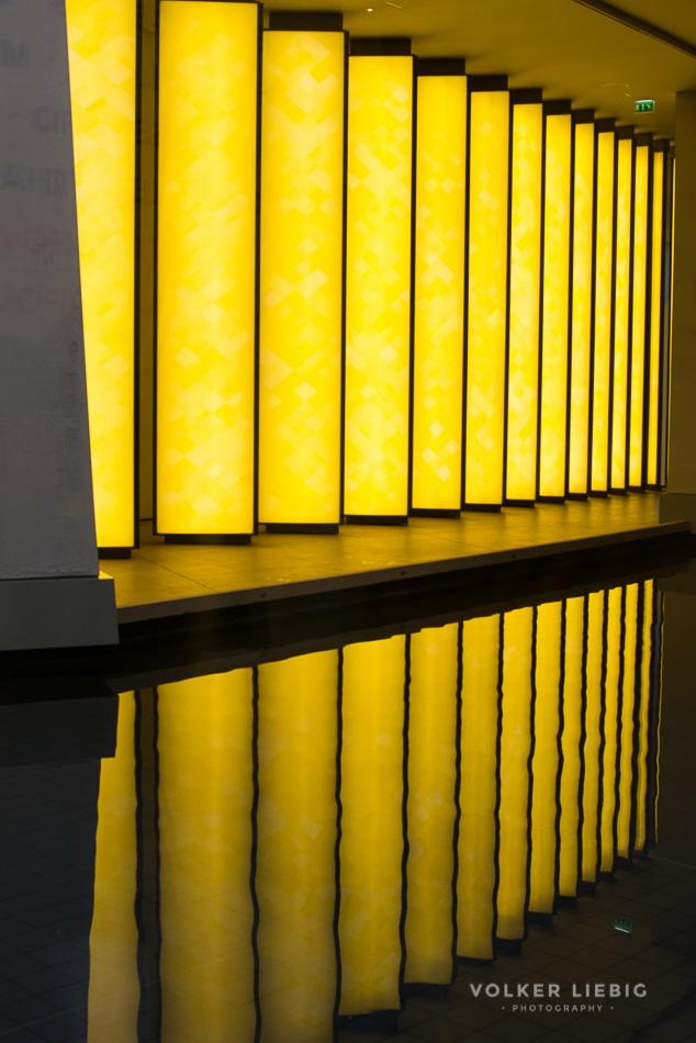 Yellow Columns – Volker Liebig